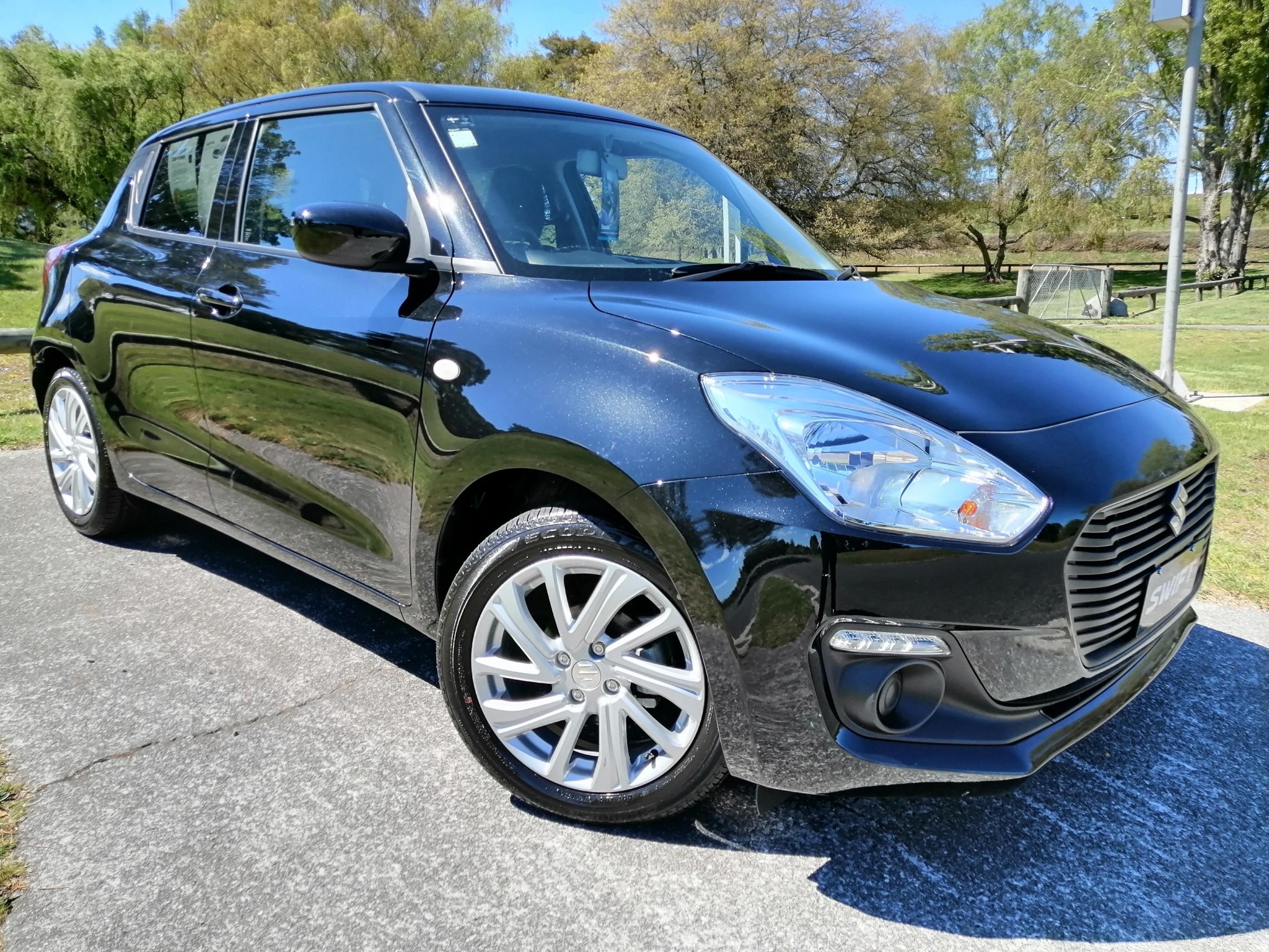 Suzuki Swift 2020 | GL 1.2P/5MT
