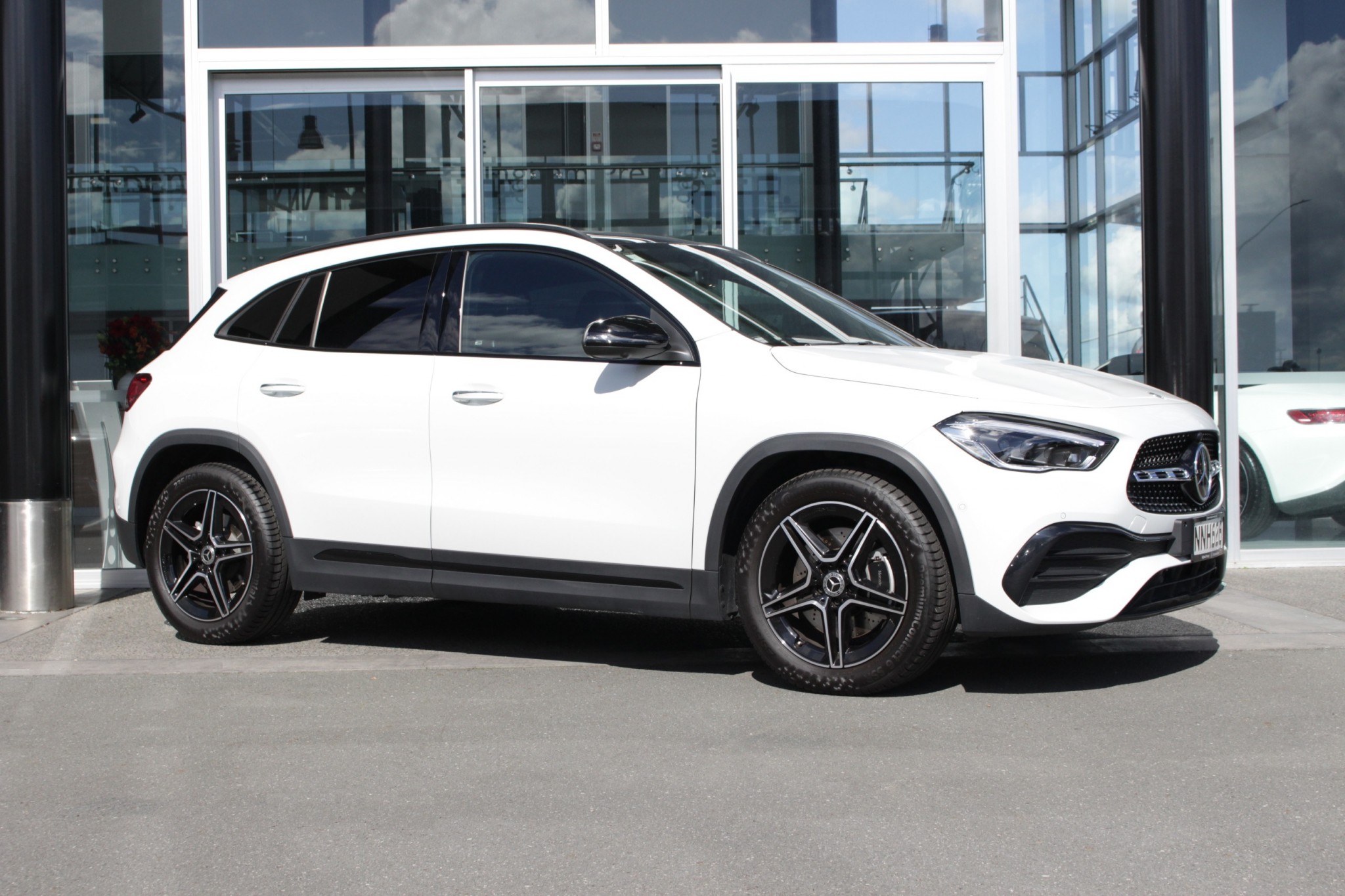 Mercedes-Benz GLA 250 2021 | 4MATIC, 2.0L Turbocharged