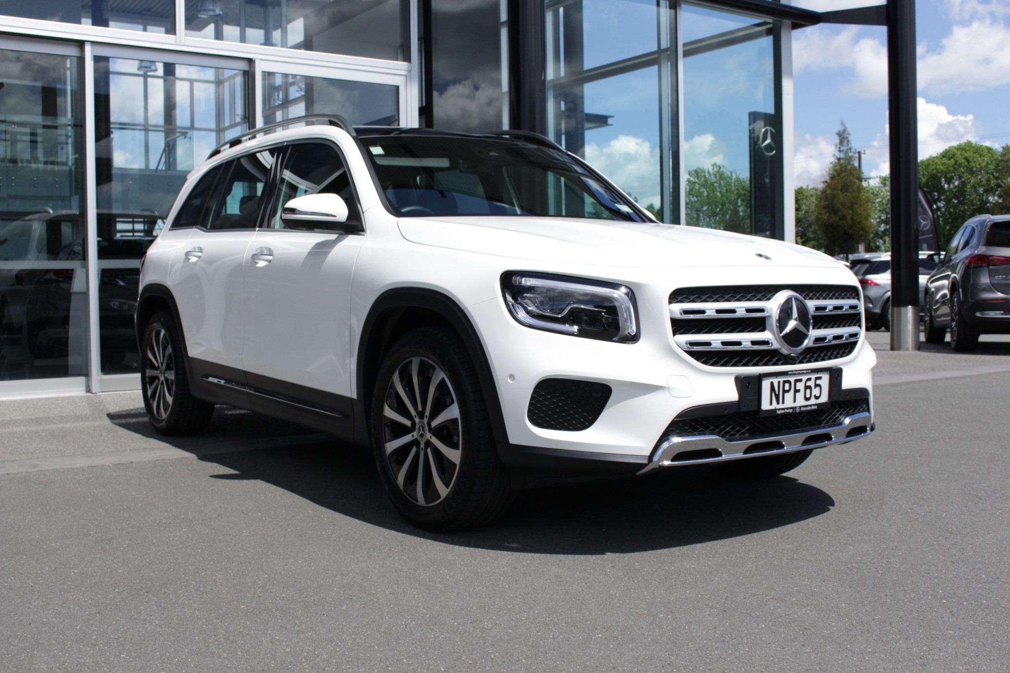 Mercedes-Benz GLB 200 2021 | 1.3L Turbocharged, 7G-DCT 7-Speed Automatic.