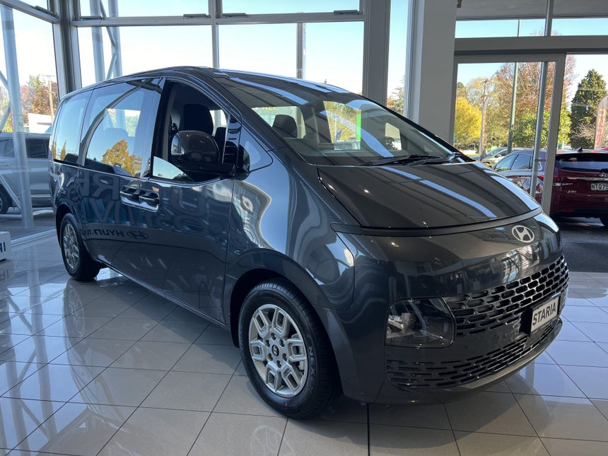 Hyundai Staria 2024 | 2.2DT/8AT