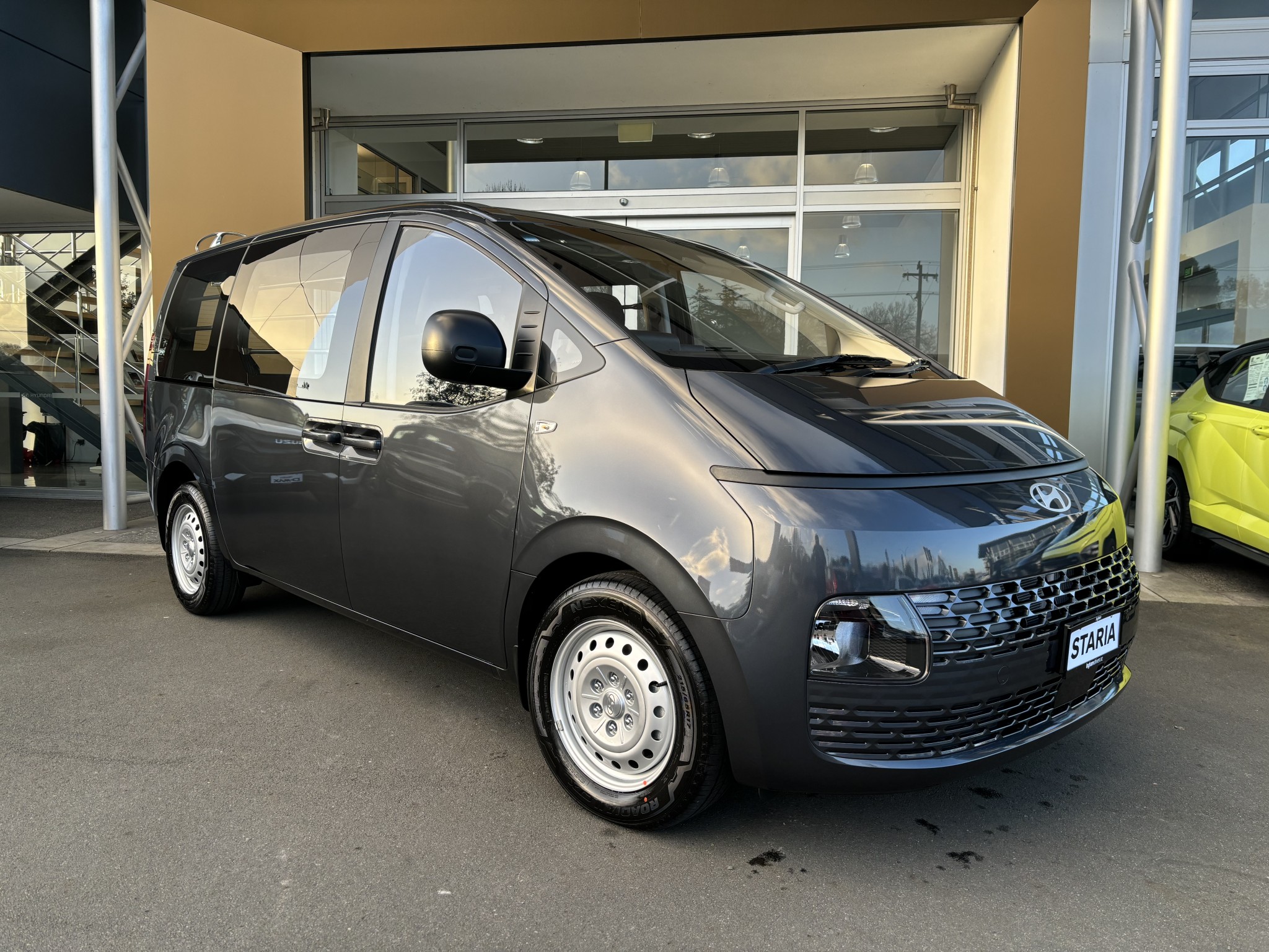 Hyundai Staria 2025 | Load 2.2DT/8AT
