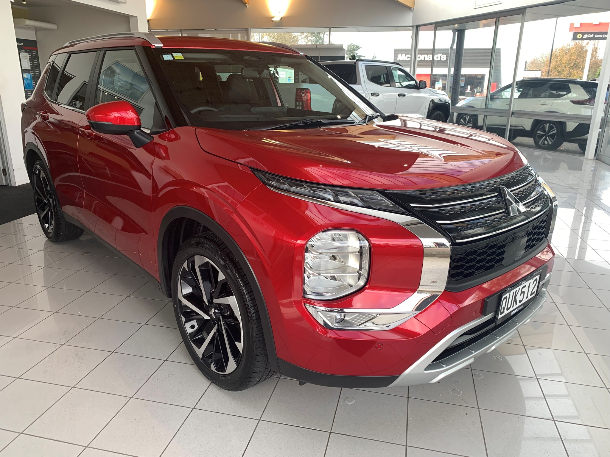 Mitsubishi Outlander 2024 | XLS 2.5P/4WD/CVT
