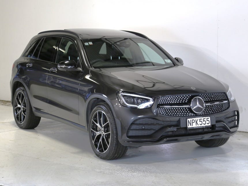 Mercedes-Benz GLC 300 2021 | NZ New AMG Line 190Kw 20s