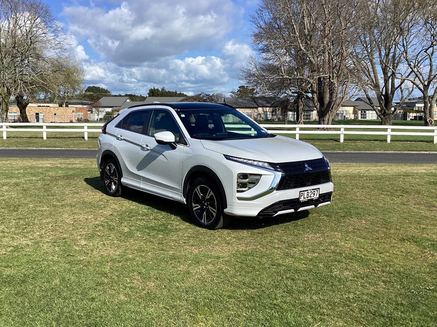 Mitsubishi Eclipse Cross 2022 | VRX, 1.5L Turbo, 8 Stage CVT, SUV.
