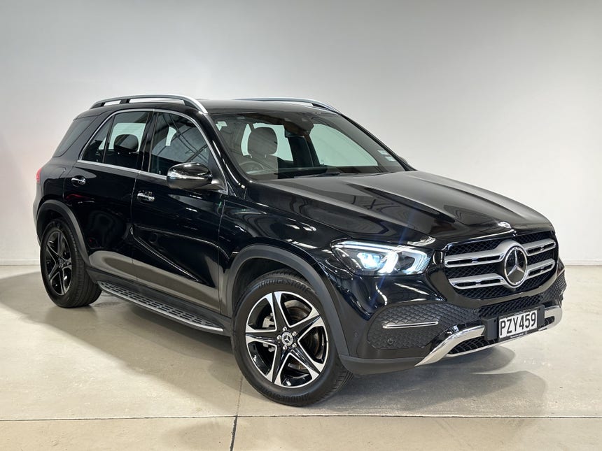 Mercedes-Benz GLE 300 d 2023 | GLE300D 2.0DT/4WD/9AT