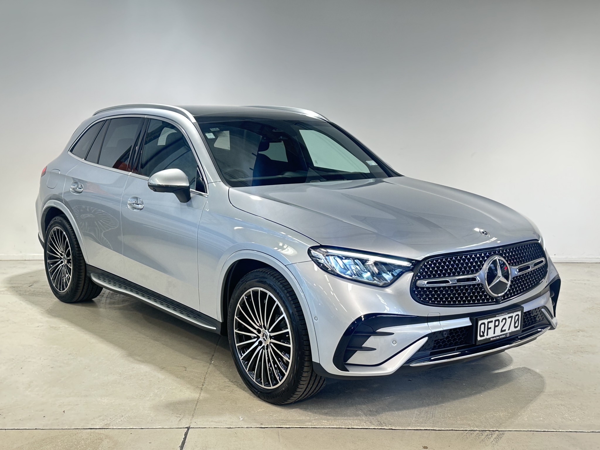 Mercedes-Benz GLC 300 2023 | GLC300 2.0PMH/4WD/9AT