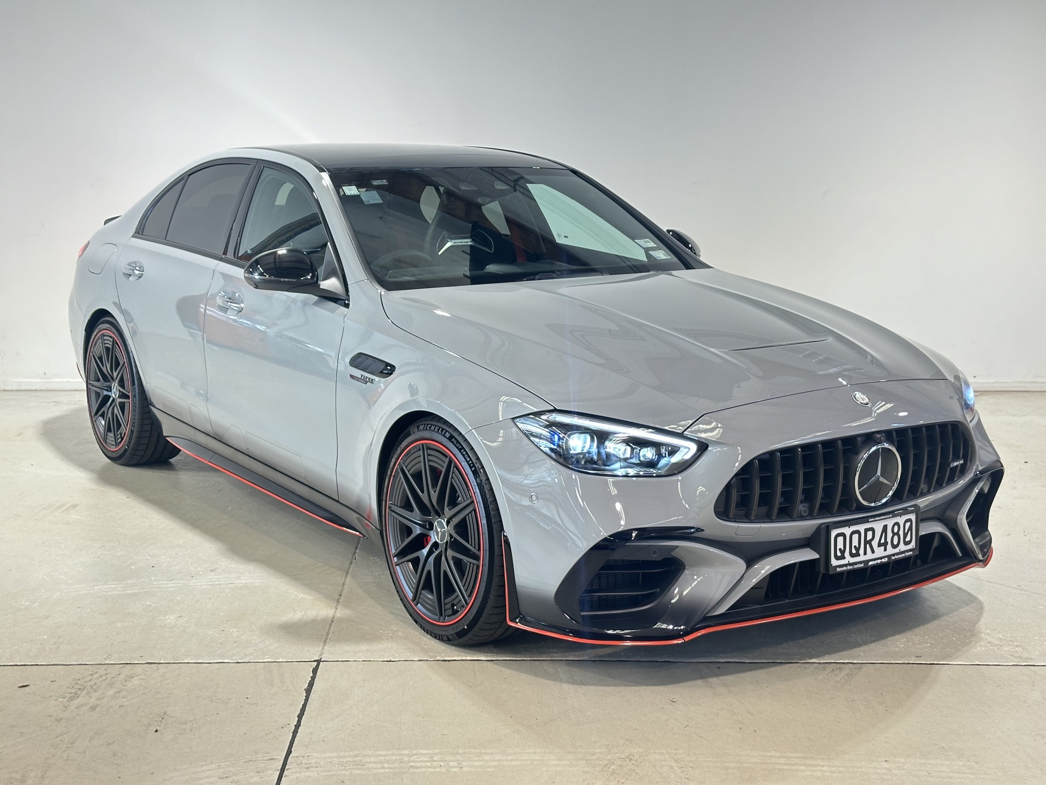 Mercedes-Benz C 63 S 2024 | MERCEDES-AMG C 63 S E Performance