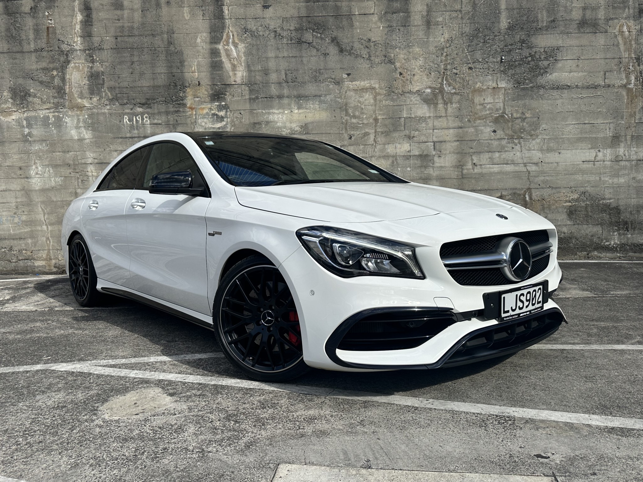 Mercedes-Benz CLA 45 2018 | 45 AMG 2.0P/4WD/7AT
