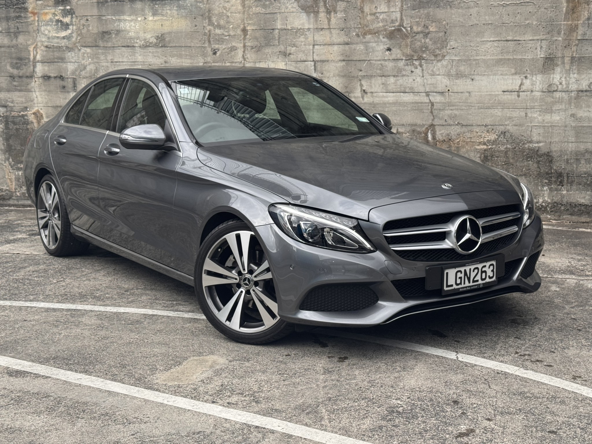 Mercedes-Benz C 200 2018 | 2.0P/9AT