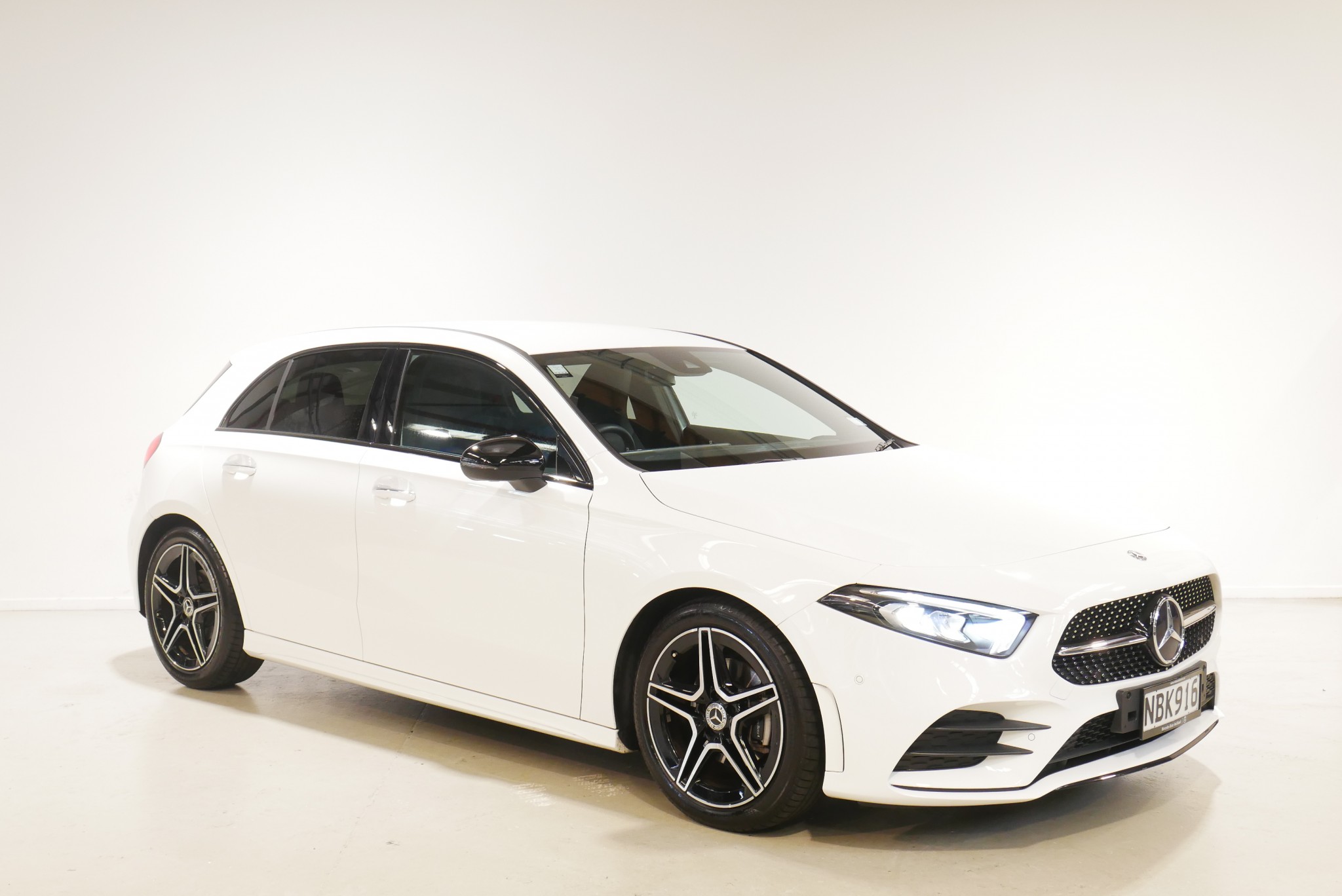 Mercedes-Benz A 180 2020 | A180 AMG line