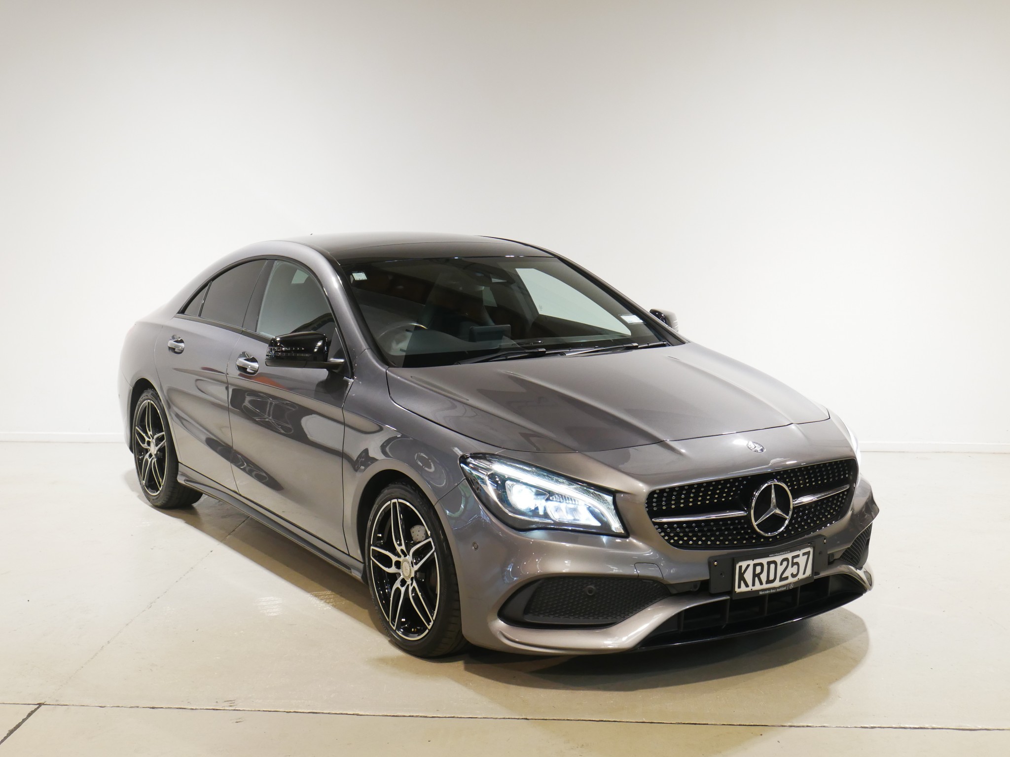 Mercedes-Benz CLA 200 2017 | CLA200 1.6P/7AT