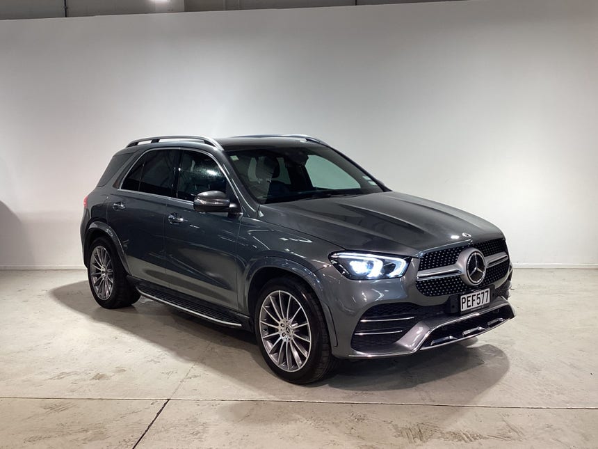 Mercedes-Benz GLE 300 d 2022 | GLE 300D 2.0DT/4WD/9AT