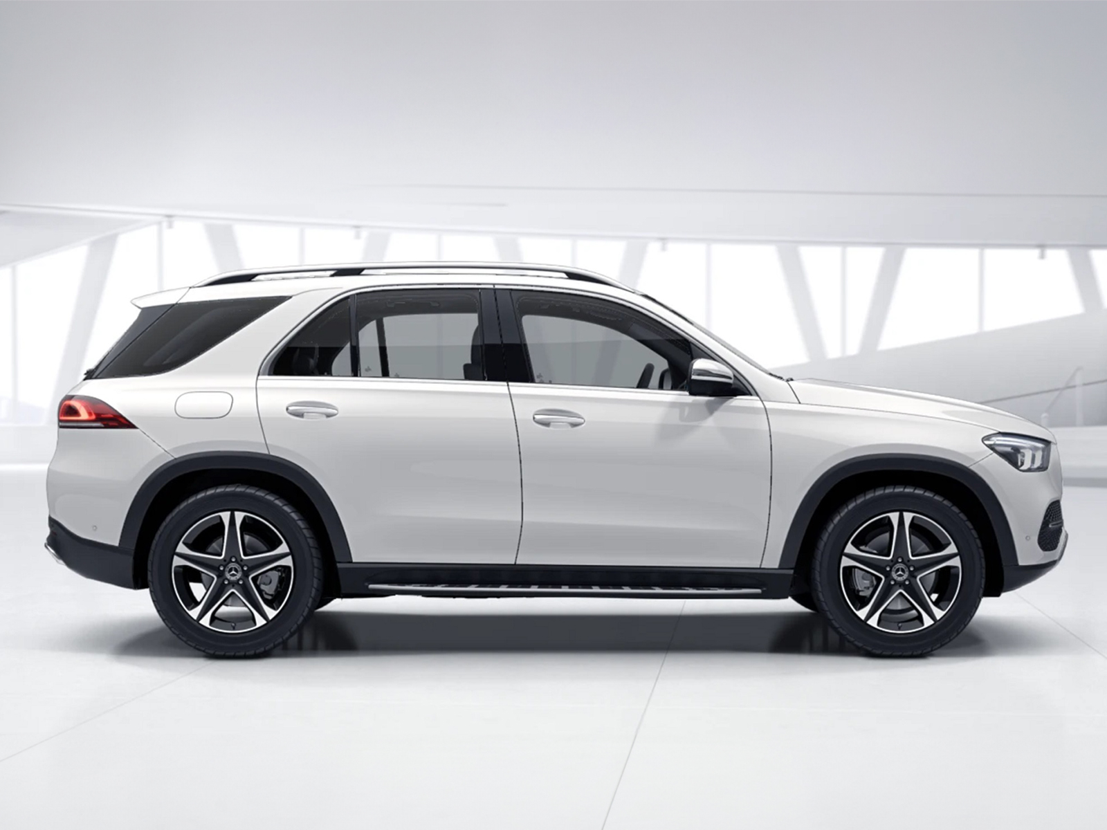 Mercedes-Benz GLE 300 d 2023 | GLE300D 2.0DT/4WD/9AT