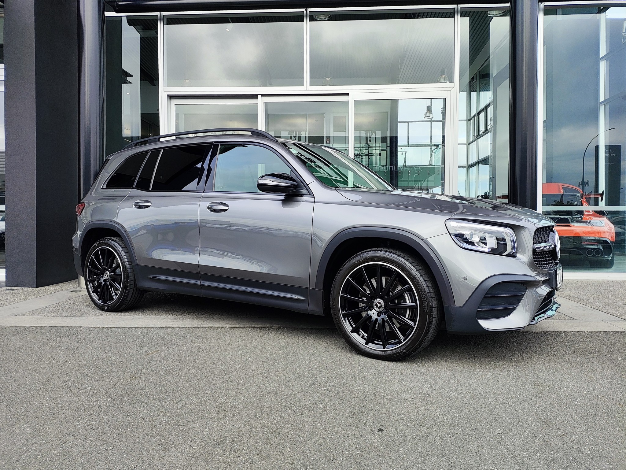Mercedes-Benz GLB 250 2023 | 2.0L Turbo 165kw 4-Matic GLB250
