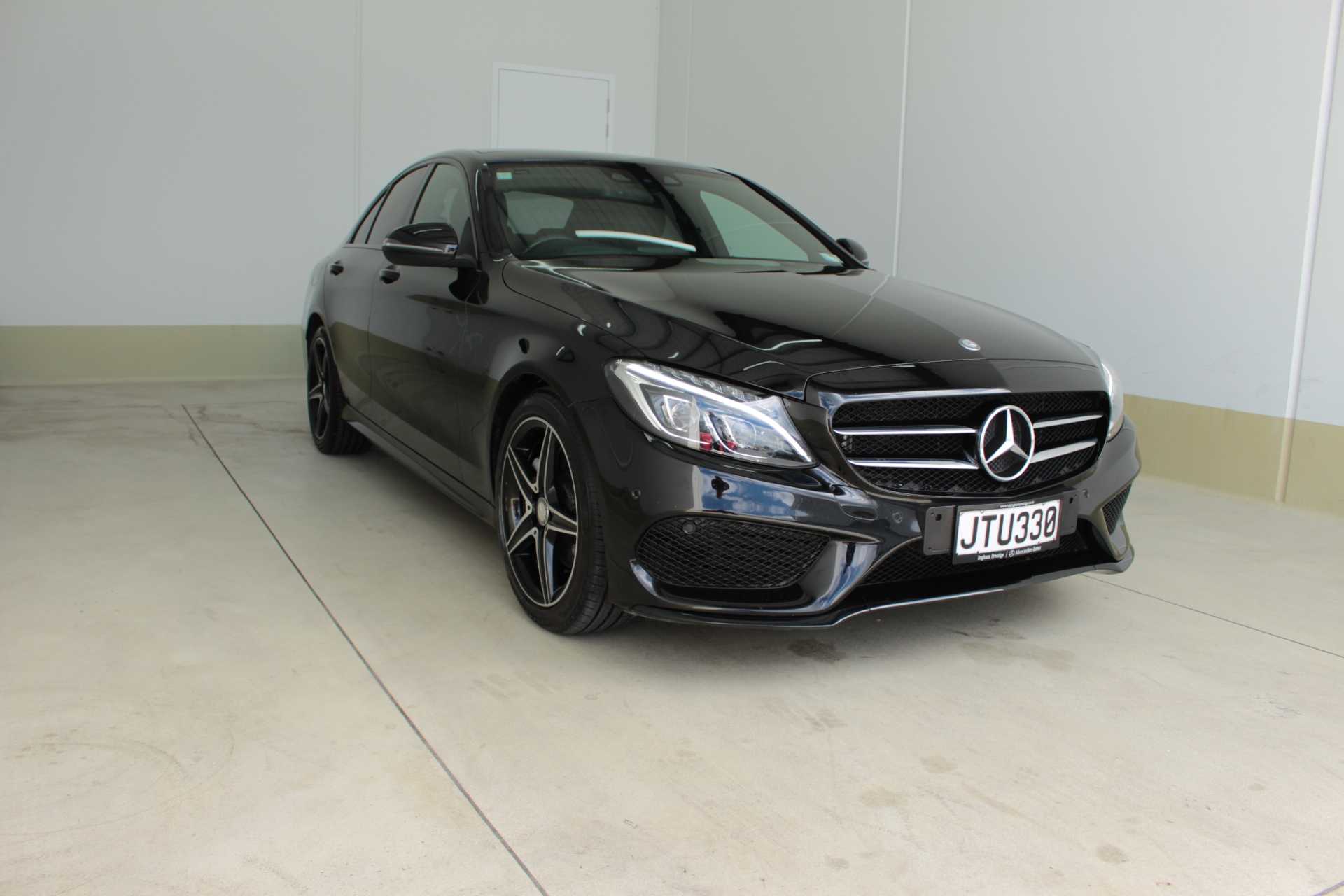 Mercedes-Benz C 200 2016 | 2.0L Turbocharged, 7G-TRONIC PLUS