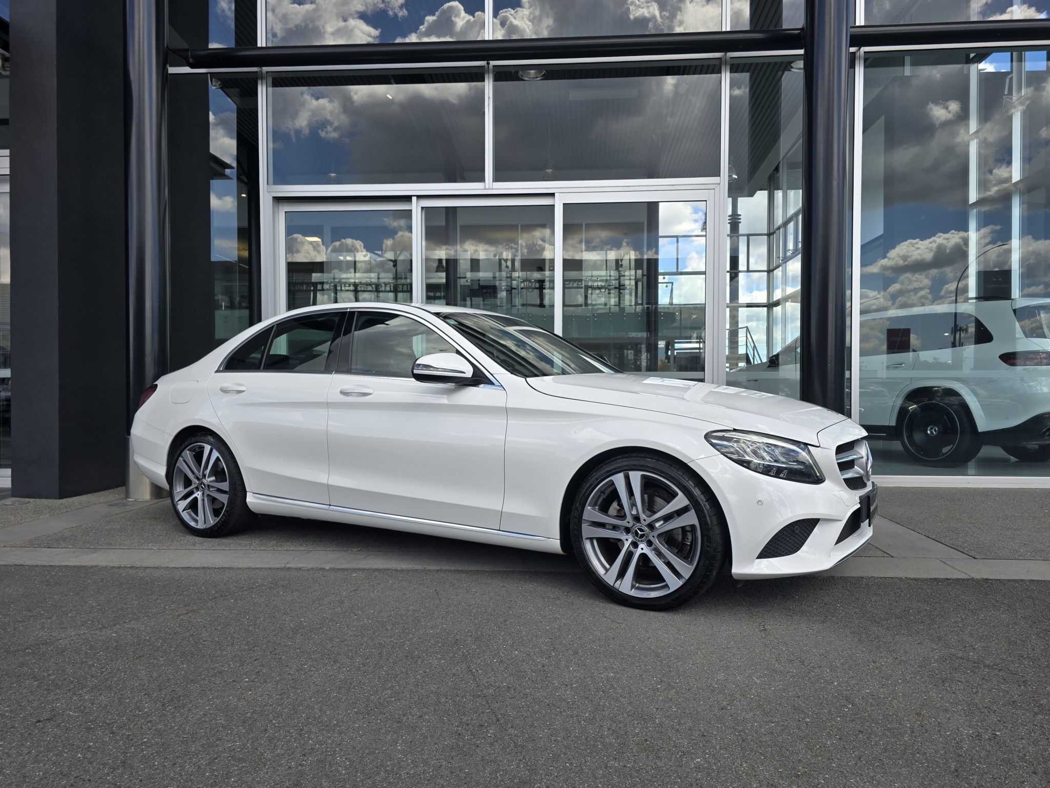 Mercedes-Benz C 200 2019 | Turbo Petrol Mild Hybrid C200