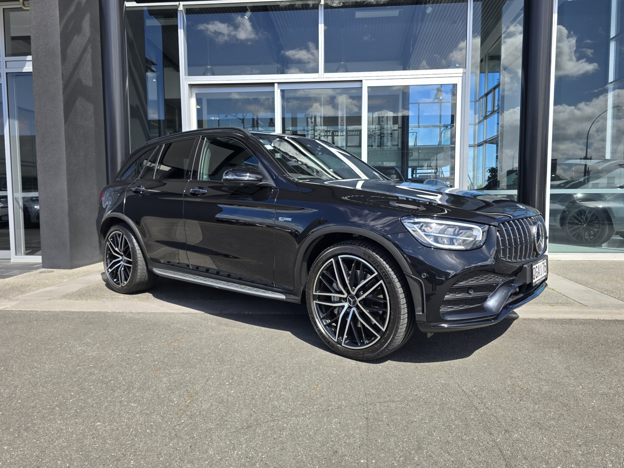 Mercedes-Benz GLC 43 2023 | AMG 3.0 Bi-Turbo V6 287 KW GLC43