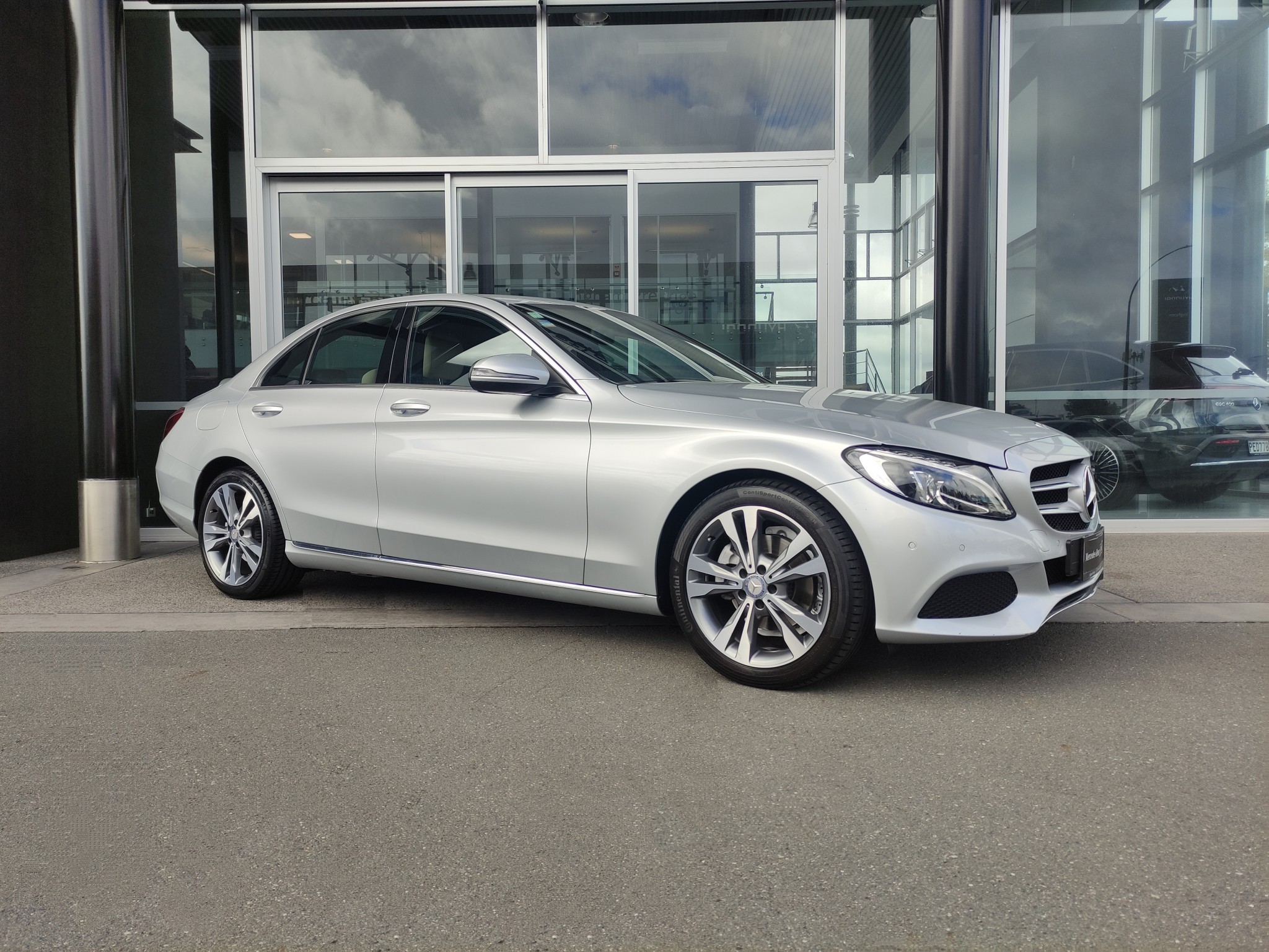 Mercedes-Benz C 200 2017 | 2.0L Turbocharged, 9G-TRONIC