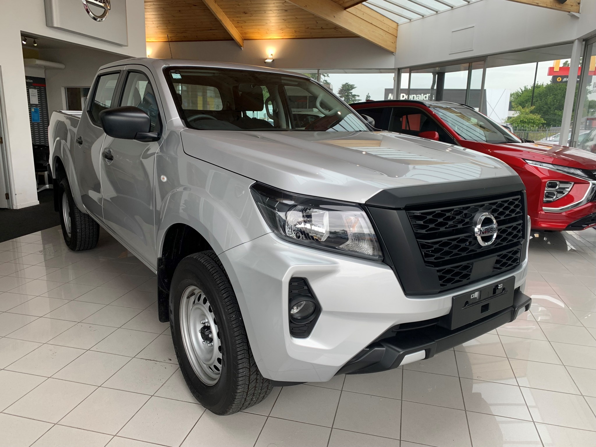 Nissan Navara 2024 | SL 2WD D/C AUTO