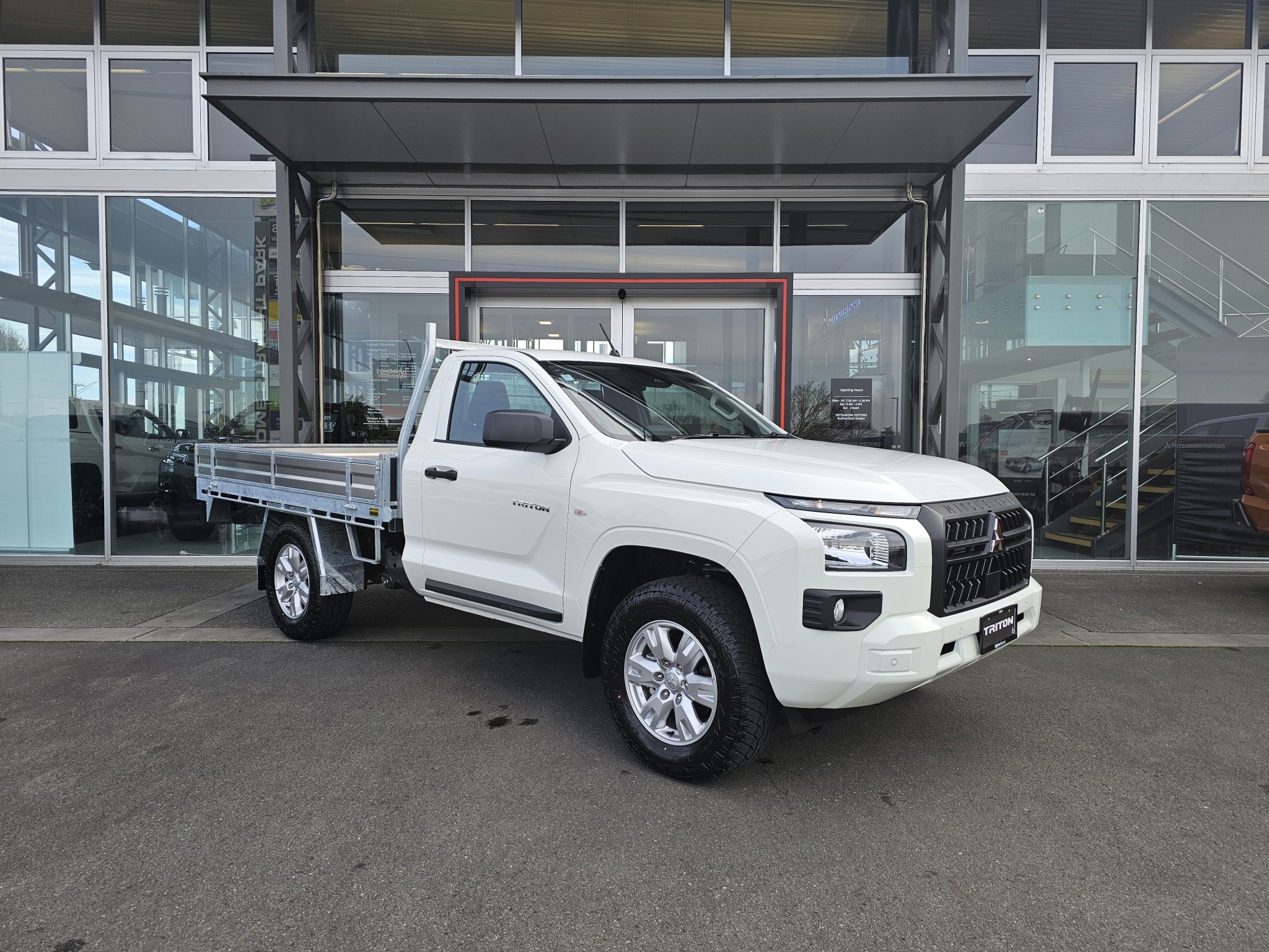 Mitsubishi Triton 2025 | SC C GLX 4WD 6AT 2.4