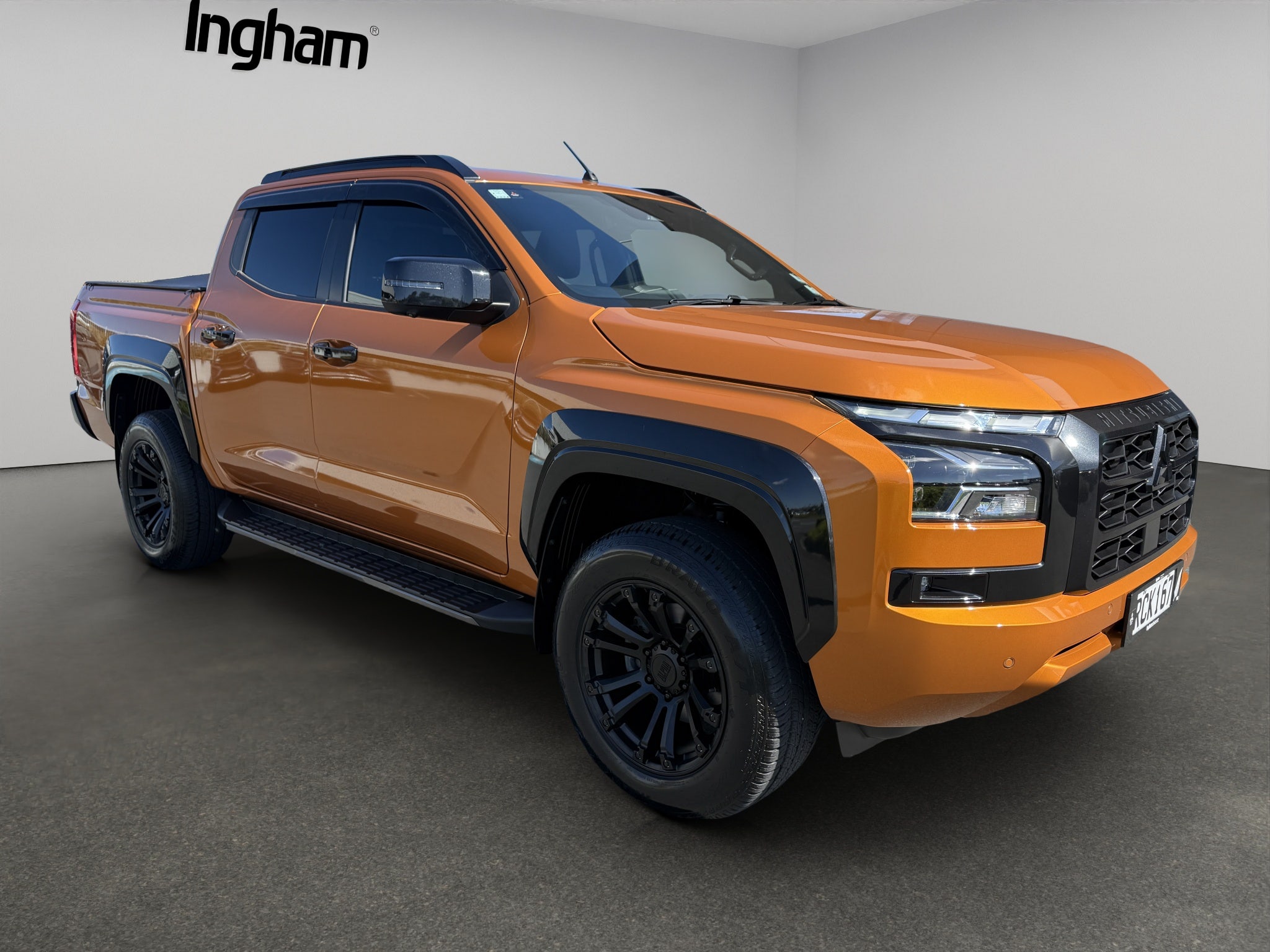 Mitsubishi Triton 2025 | VRX 4WD 6AT 2.4DT