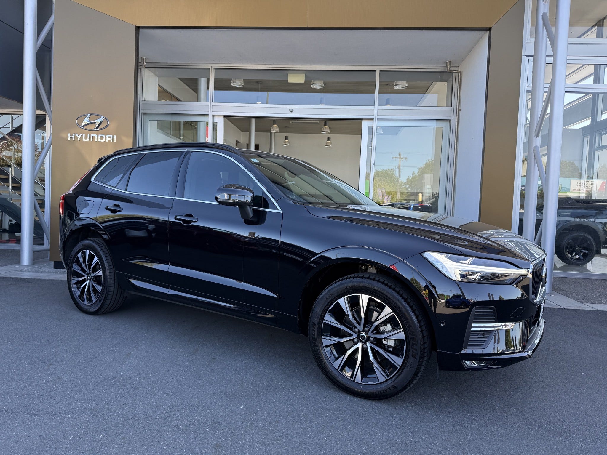 Volvo XC60 2024 | B5 PLUS 2.0P 4WD