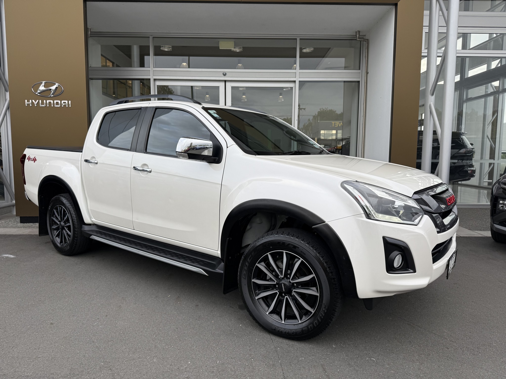 Isuzu D-MAX 2019 | LS-SW 3.0D/4WD