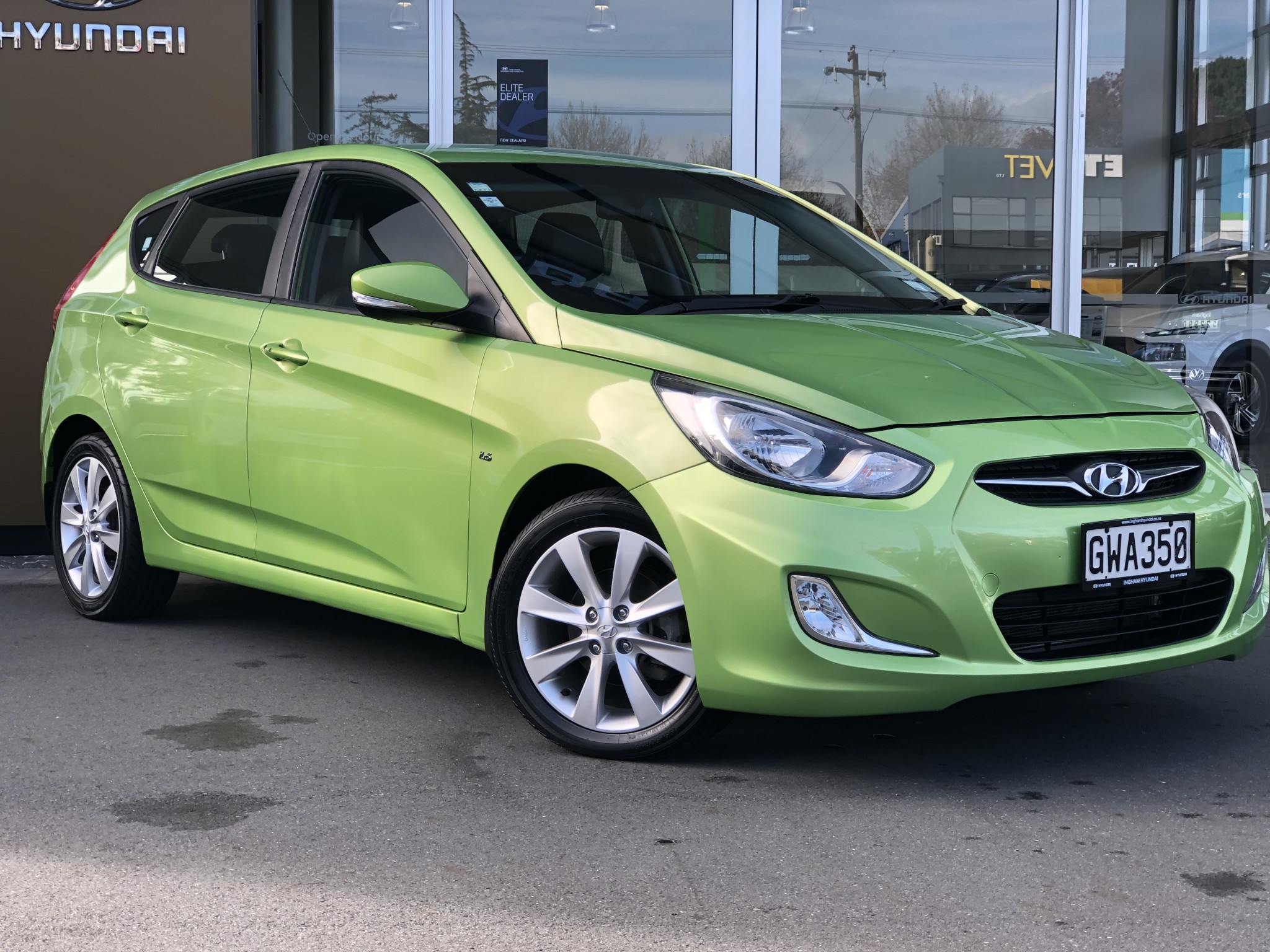 Hyundai Accent 2013 | 1.6L Petrol Elite 5D A4