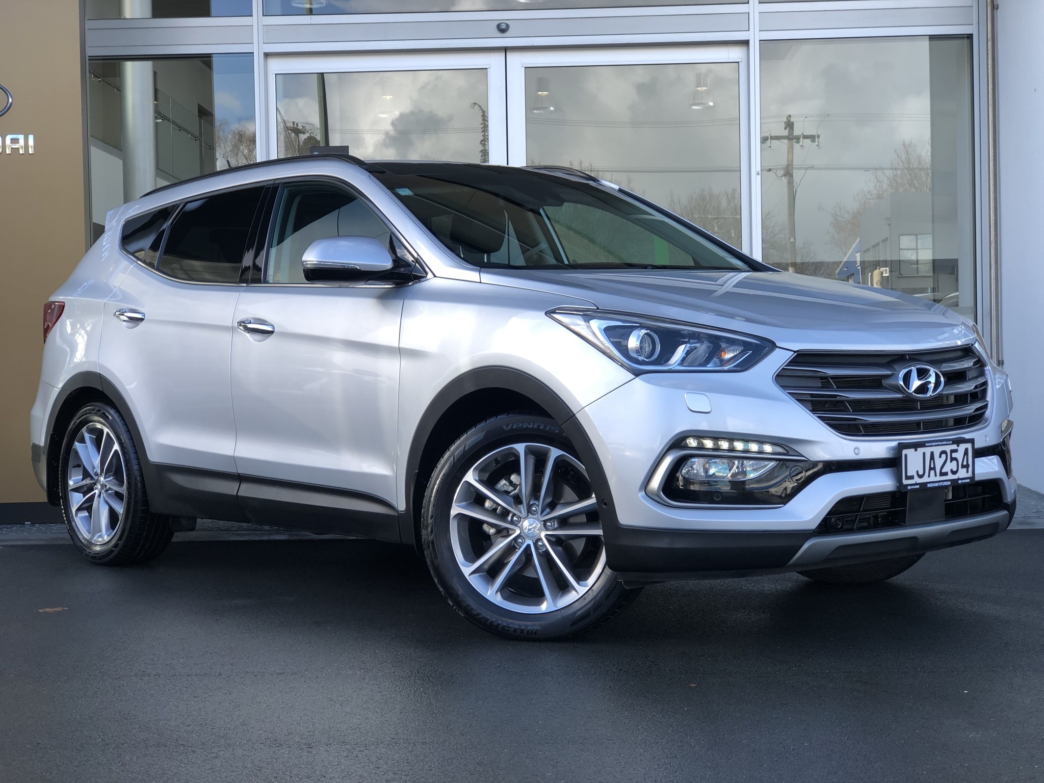 Hyundai Santa Fe 2018 | 3.3L Petrol V6 Elite 2WD 7S