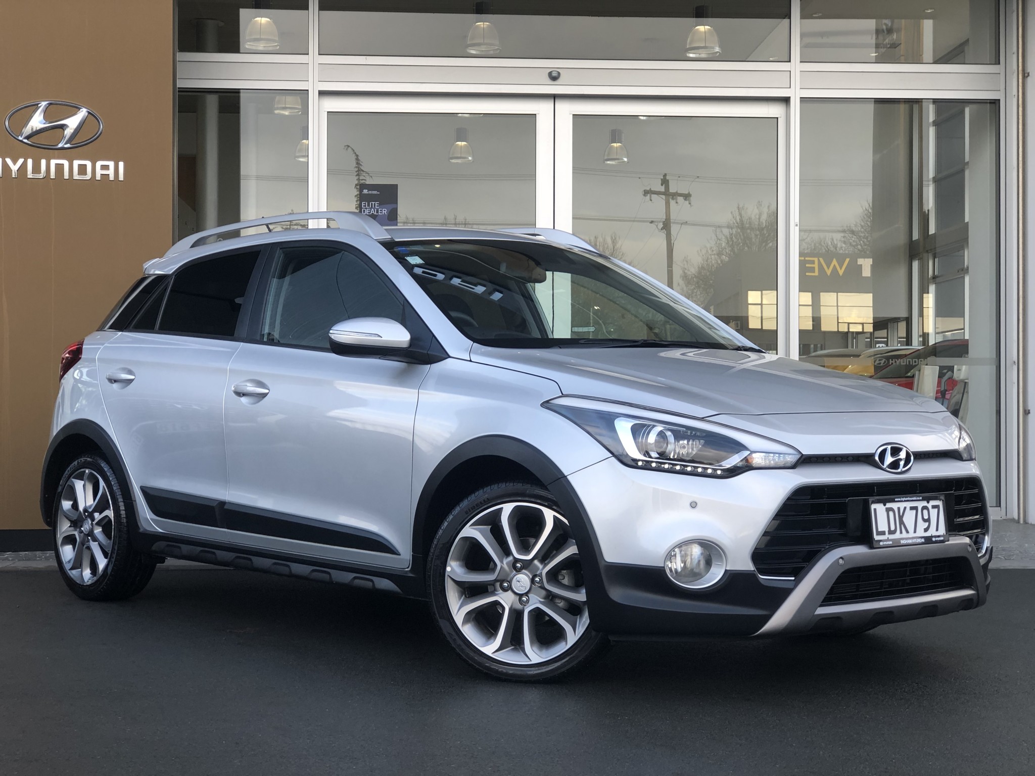 Hyundai i20 2018 | 1.4L Petrol Cross 2WD 5S
