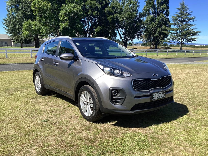 Kia Sportage 2017 | URBAN LX ,2L Petrol, 6 Speed Automatic.