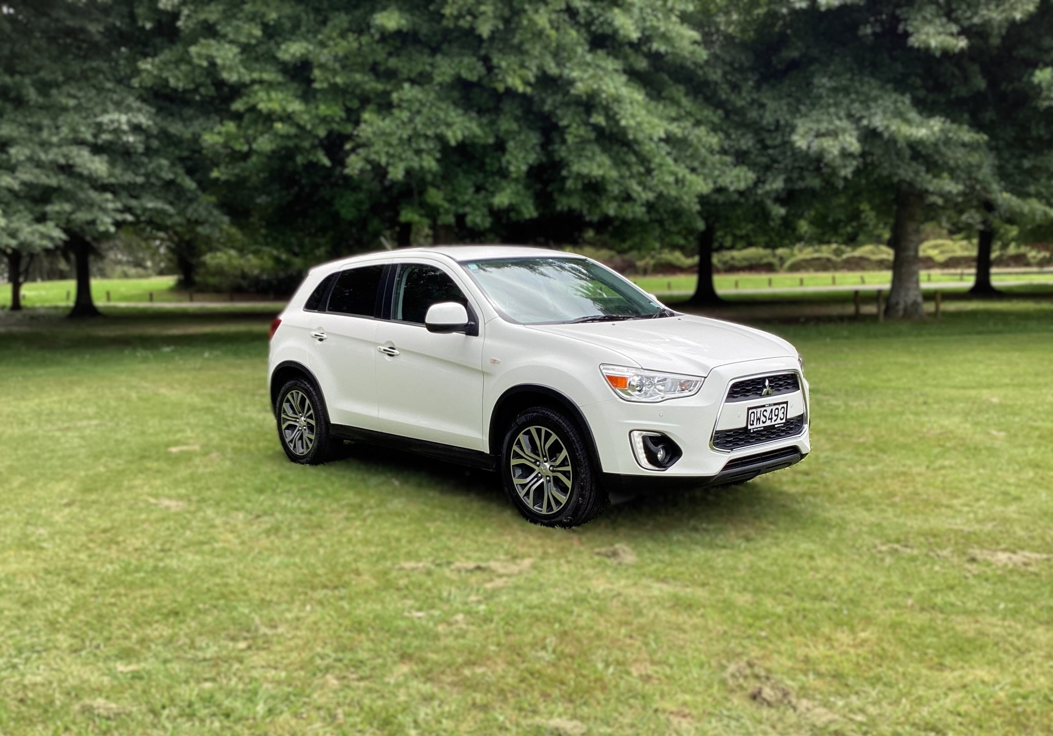 Mitsubishi ASX 2015 | XLS, 2.0L Petrol, CVT, SUV.