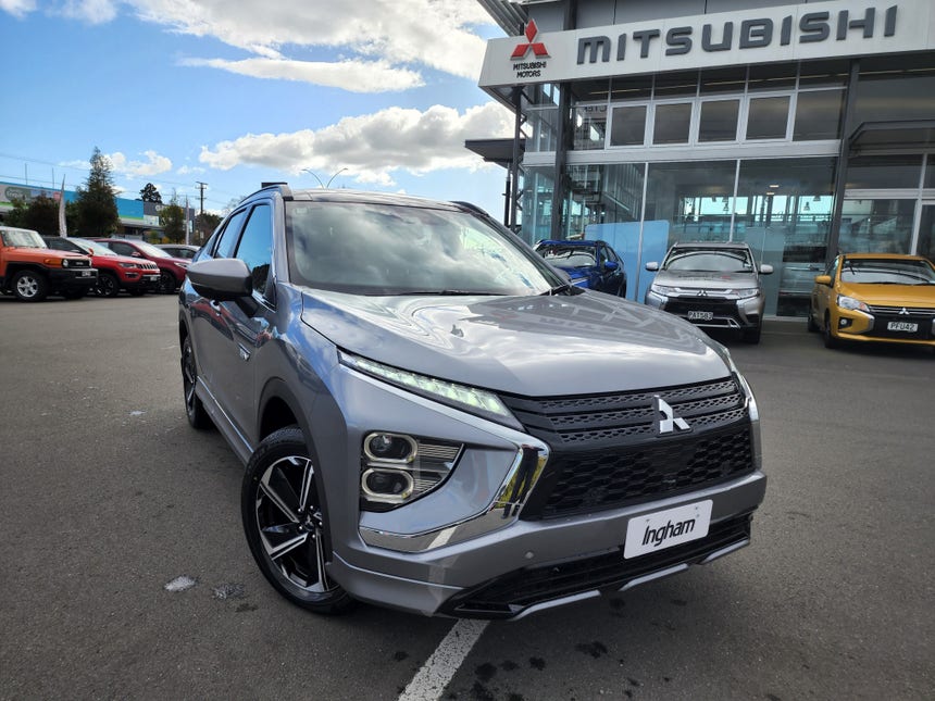 Mitsubishi Eclipse Cross 2023 | VRX PHEV 4WD