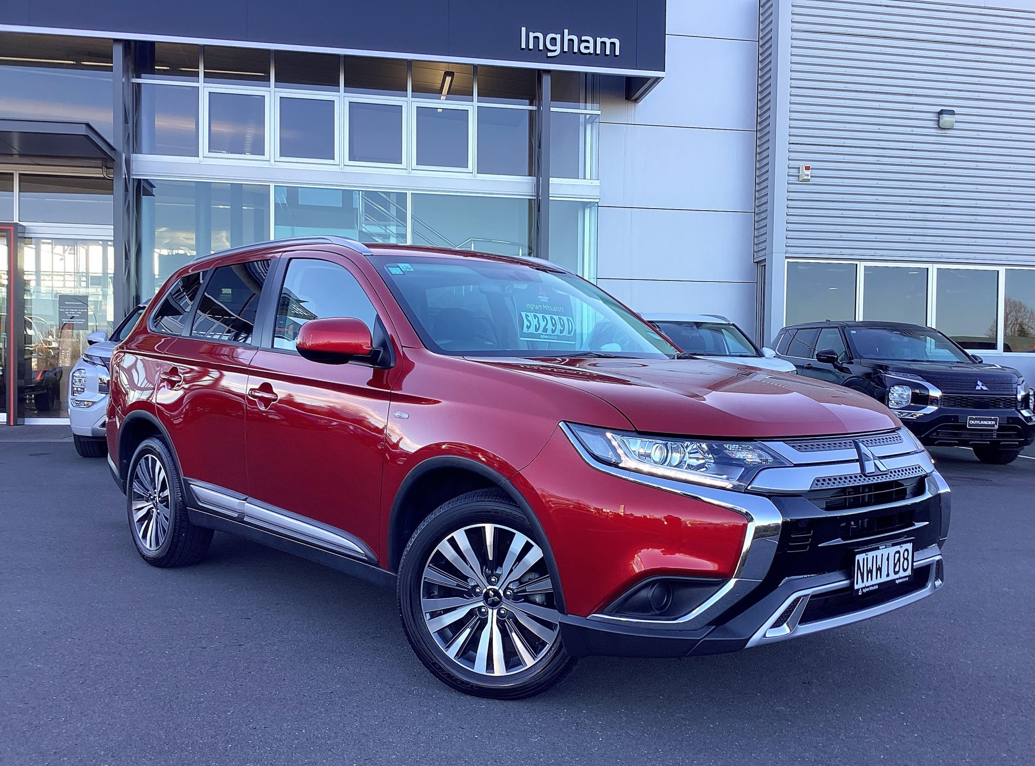 Mitsubishi Outlander 2021 | LS SUV, 2.4L Petrol , CVT Auto, 7 Seats
