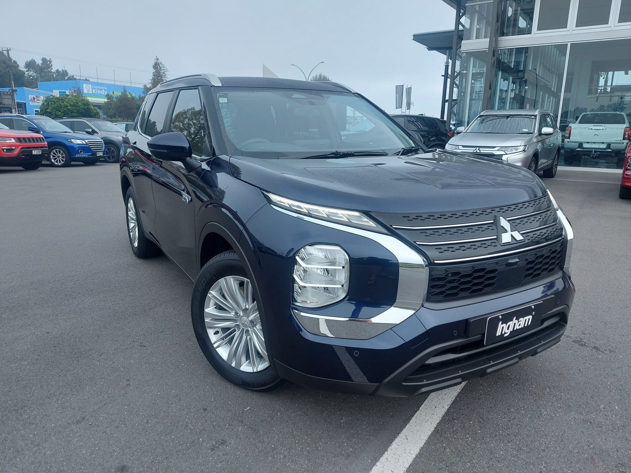 Mitsubishi Outlander 2024 | LS PHEV 4WD