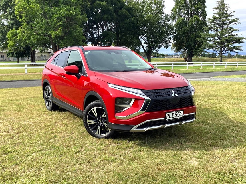Mitsubishi Eclipse Cross 2022 | XLS, 1.5L Petrol, 4WD, 8 Stage CVT, SUV.