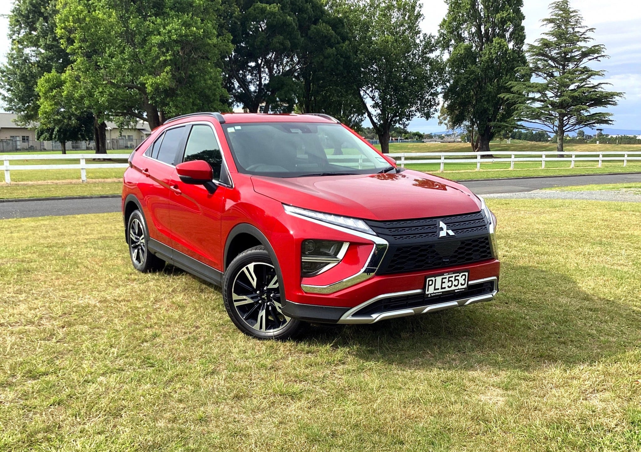 Mitsubishi Eclipse Cross 2022 | XLS, 1.5L Petrol, 4WD, 8 Stage CVT, SUV.