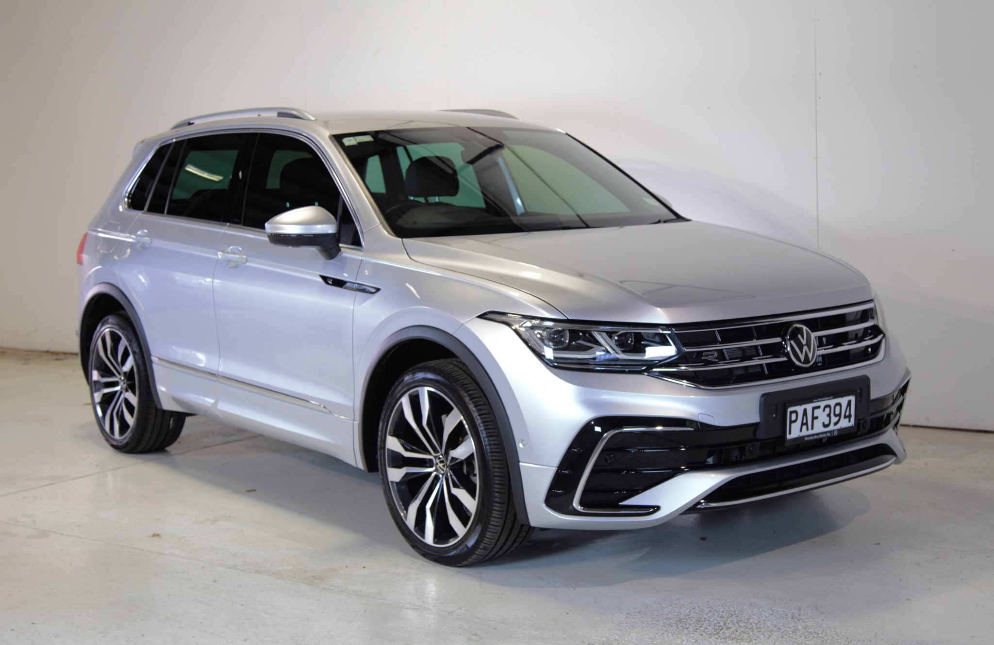 Volkswagen Tiguan 2022 | R Line 4wd NZ New 162Kw