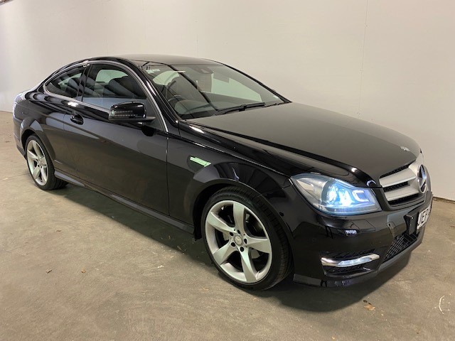 Mercedes-Benz C 180 2015 | Coupe Avantgarde Edition Turbo Nz New
