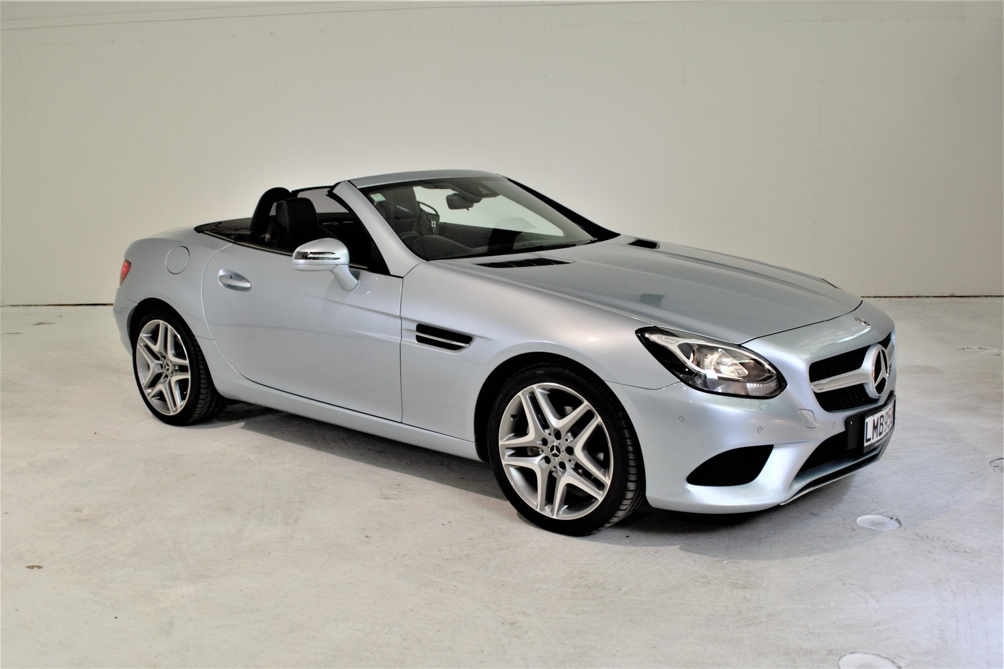 Mercedes-Benz SLC 180 2018 | NZ new, 115Kw, Leather, Low kms