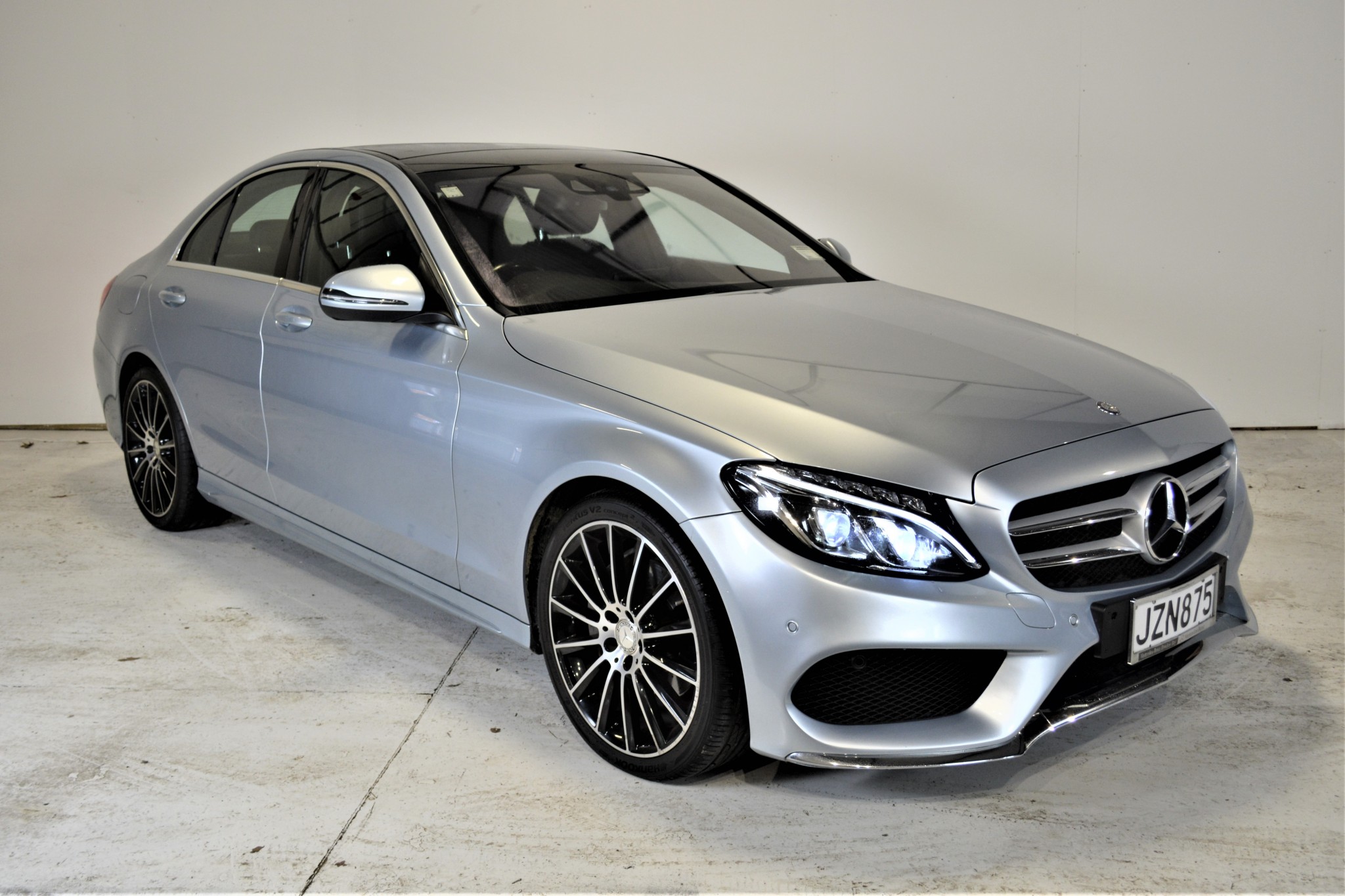 Mercedes-Benz C 200 2016 | AMG Line,Vision pack,Turbo Nz new,7spd