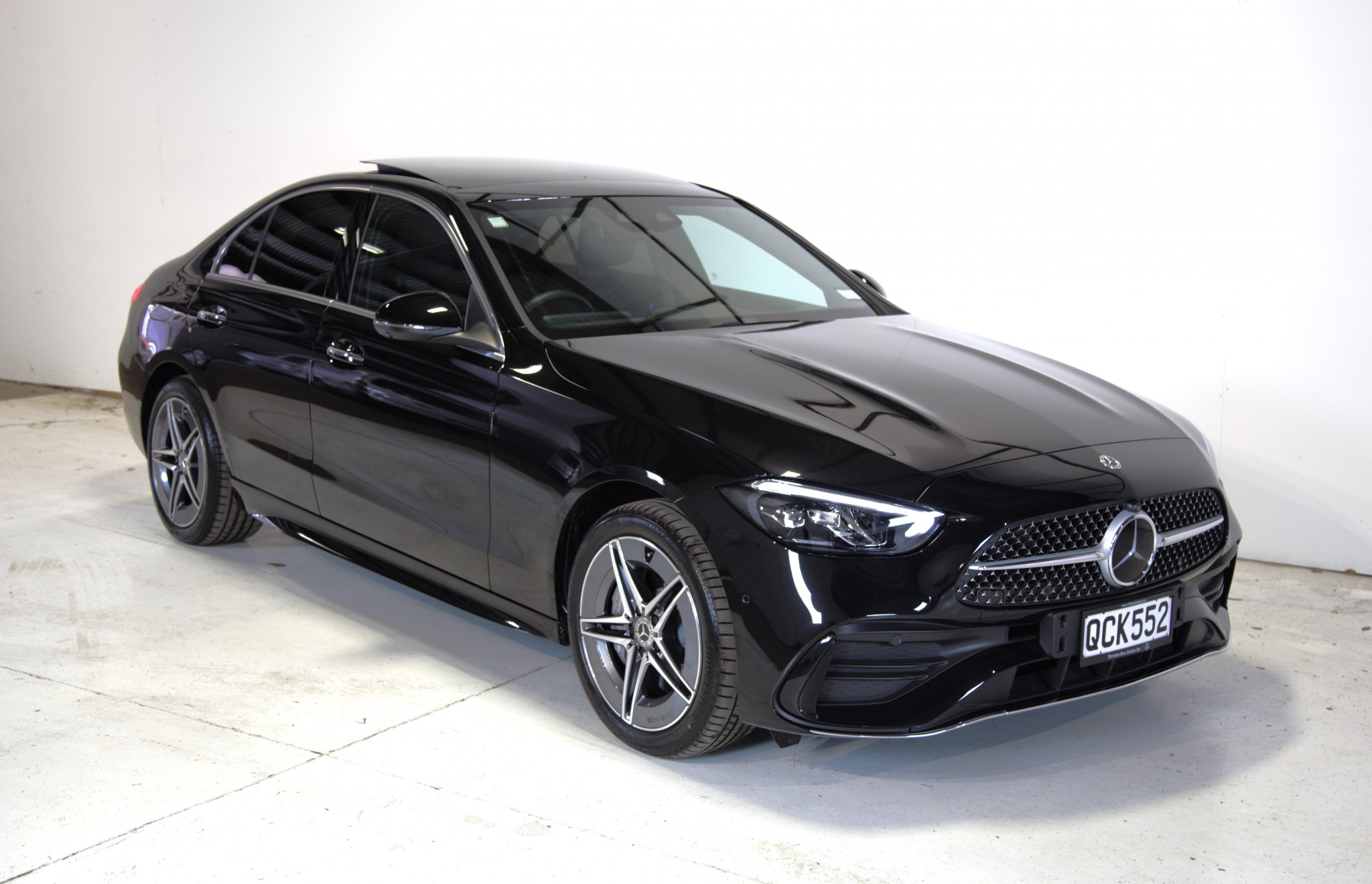 Mercedes-Benz C 350 e 2023 | PHEV 150Kw MBUX HUD Heated seats