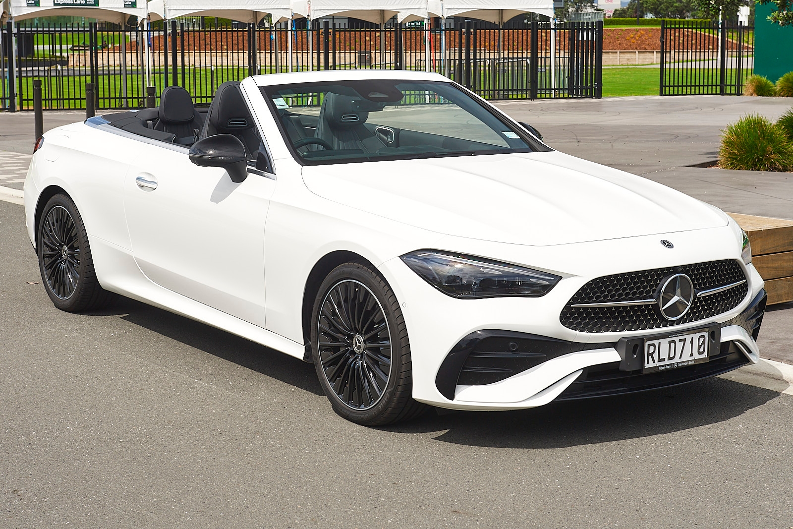 Mercedes-Benz CLE 300 2025 | CLE 300 4MATIC CAB