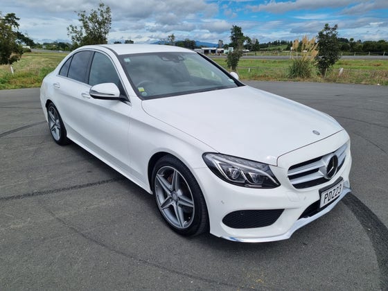Mercedes-Benz C 200 2016 | AMG LINE