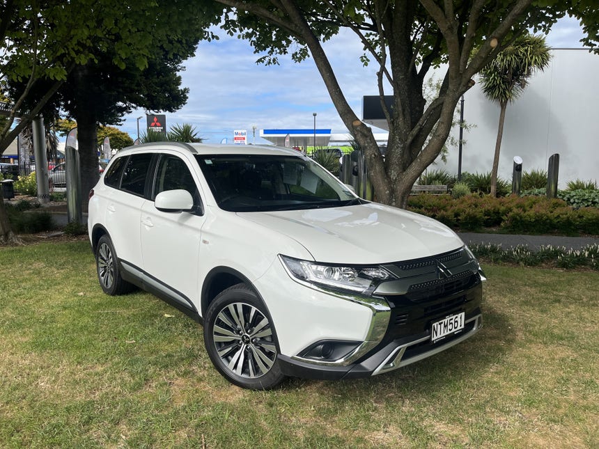 Mitsubishi Outlander 2021 | LS 2.4P/CVT AUTO 7 SEAT SUV PETROL
