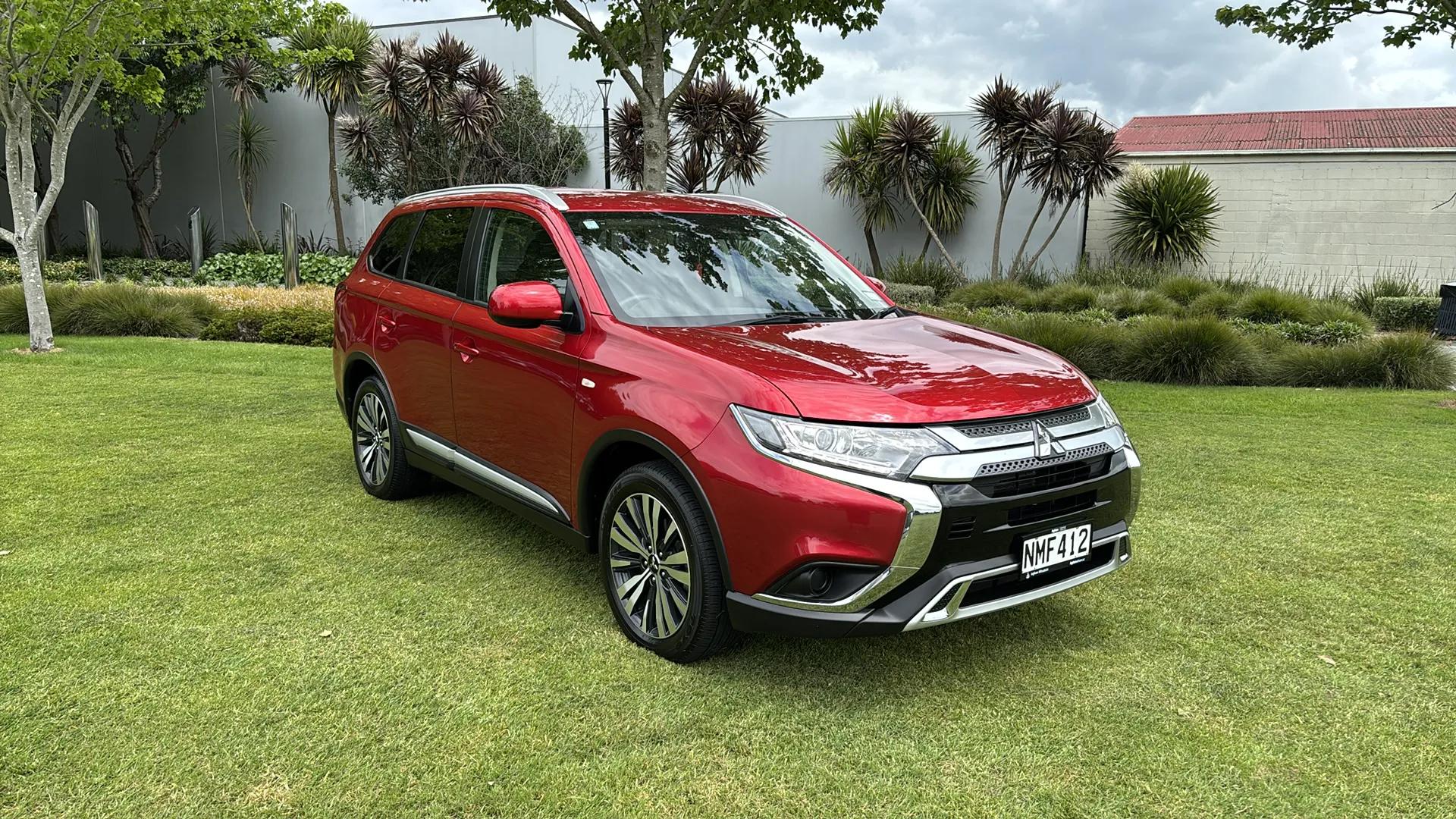Mitsubishi Outlander 2021 | LS 2.4P/CVT 7 SEAT AUTO SUV PETROL