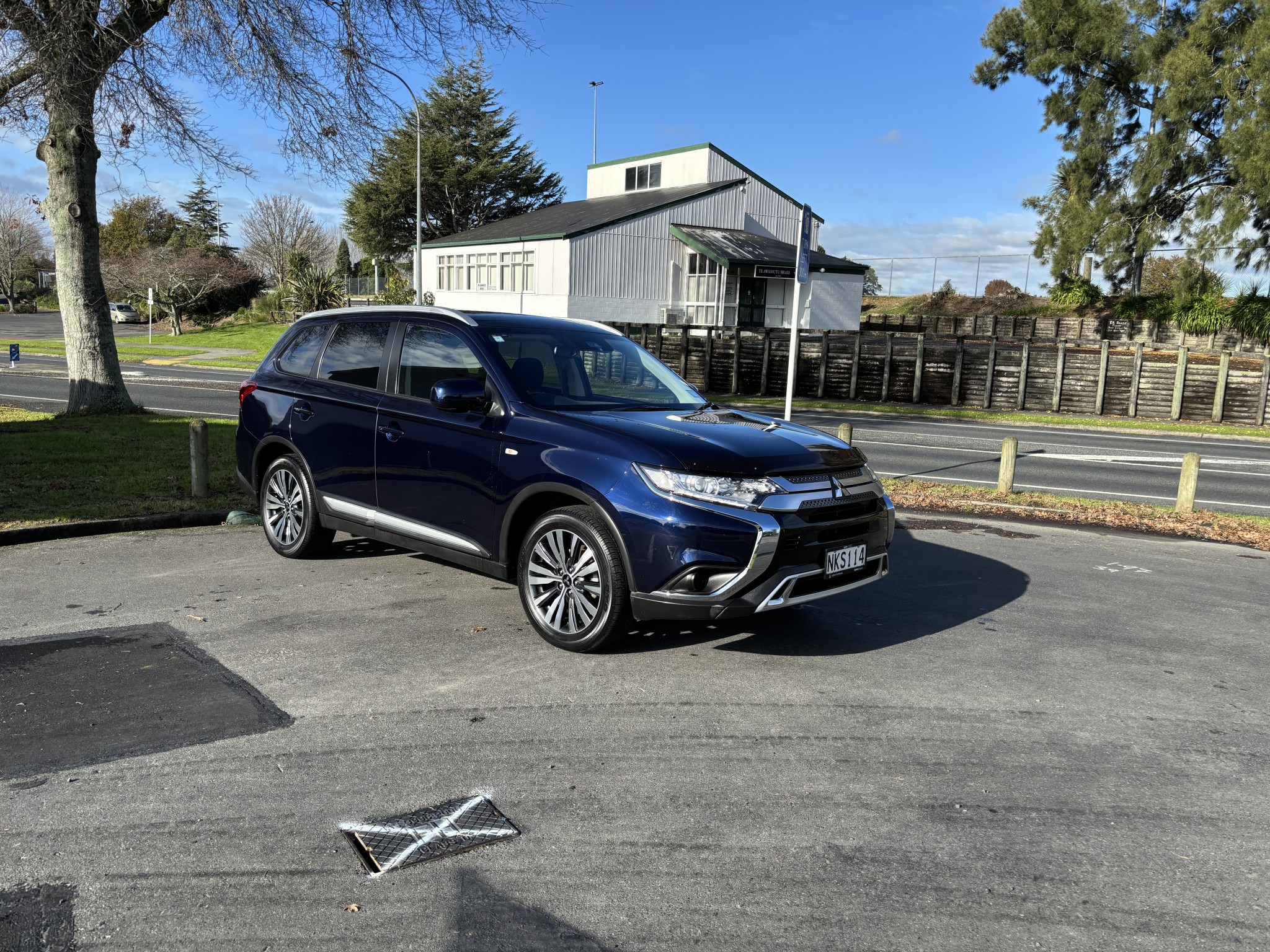 Mitsubishi Outlander 2021 | LS 2.4P/CVT 2WD 7 SEAT AUTO PETROL