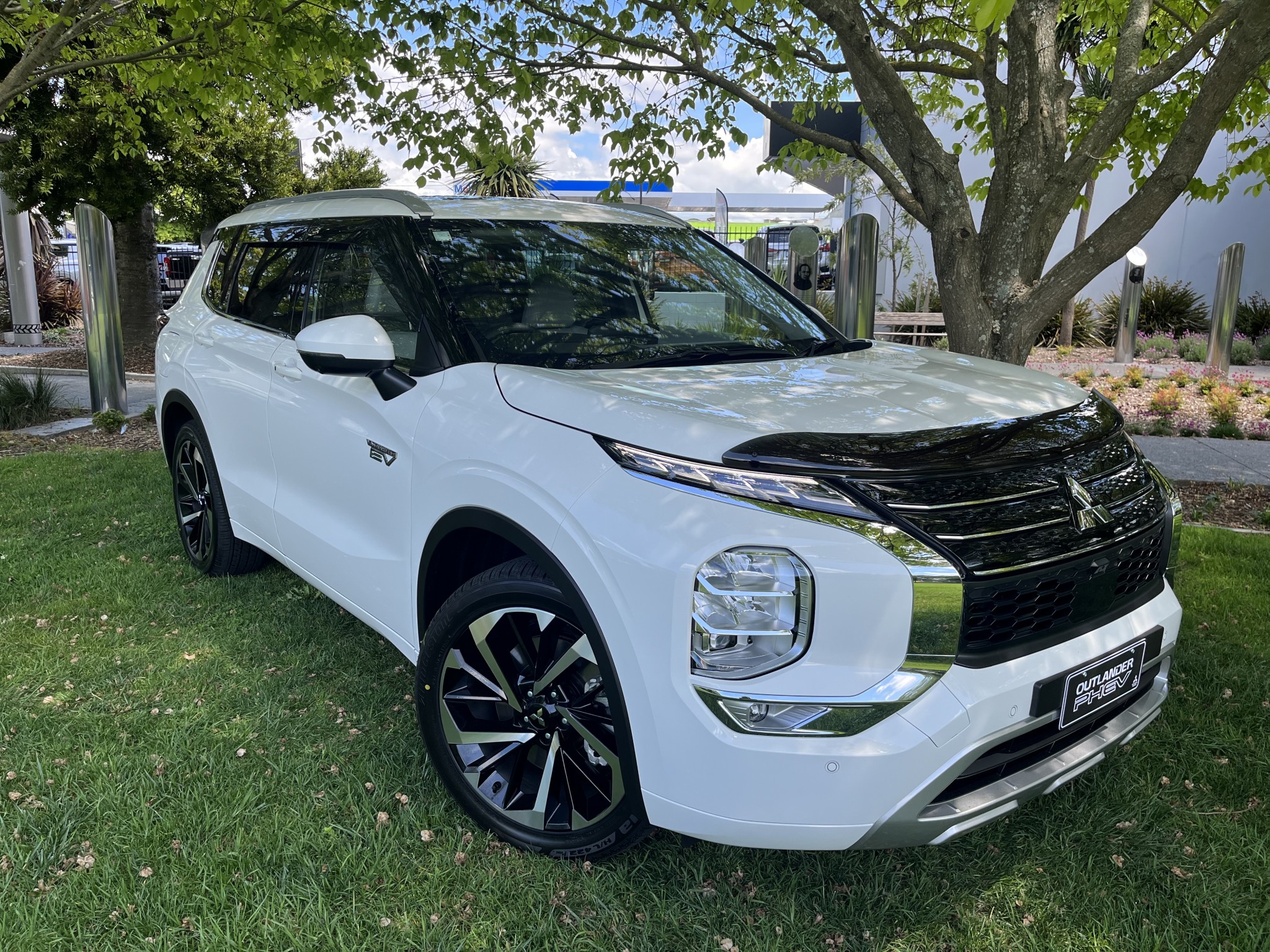 Mitsubishi Outlander 2023 | VRX PHEV/4WD/AUTO 7 SEAT Plug-in Hybrid