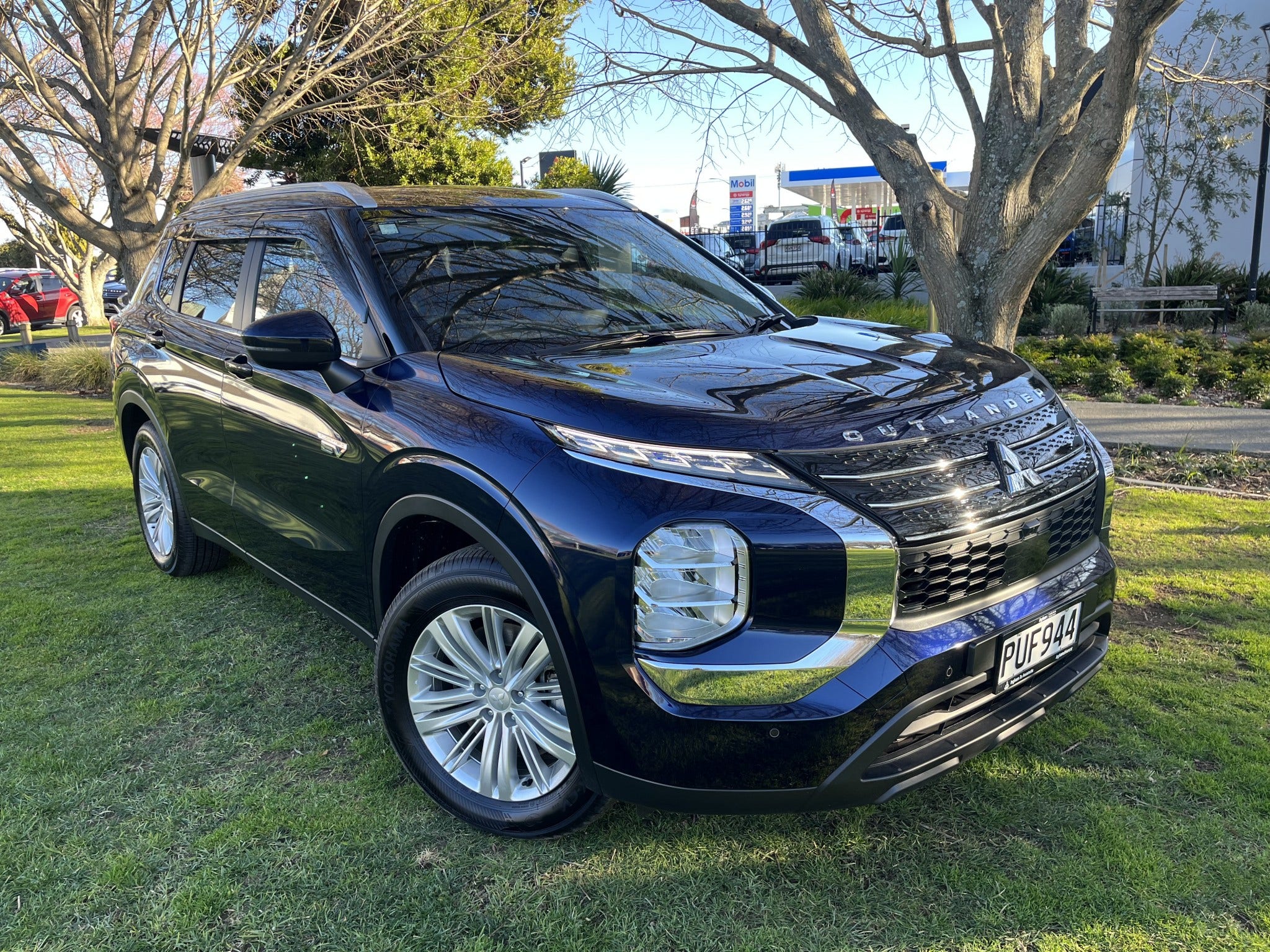 Mitsubishi Outlander 2023 | LS PHEV/4WD/AT 5 SEAT SUV Plug In Hybrid