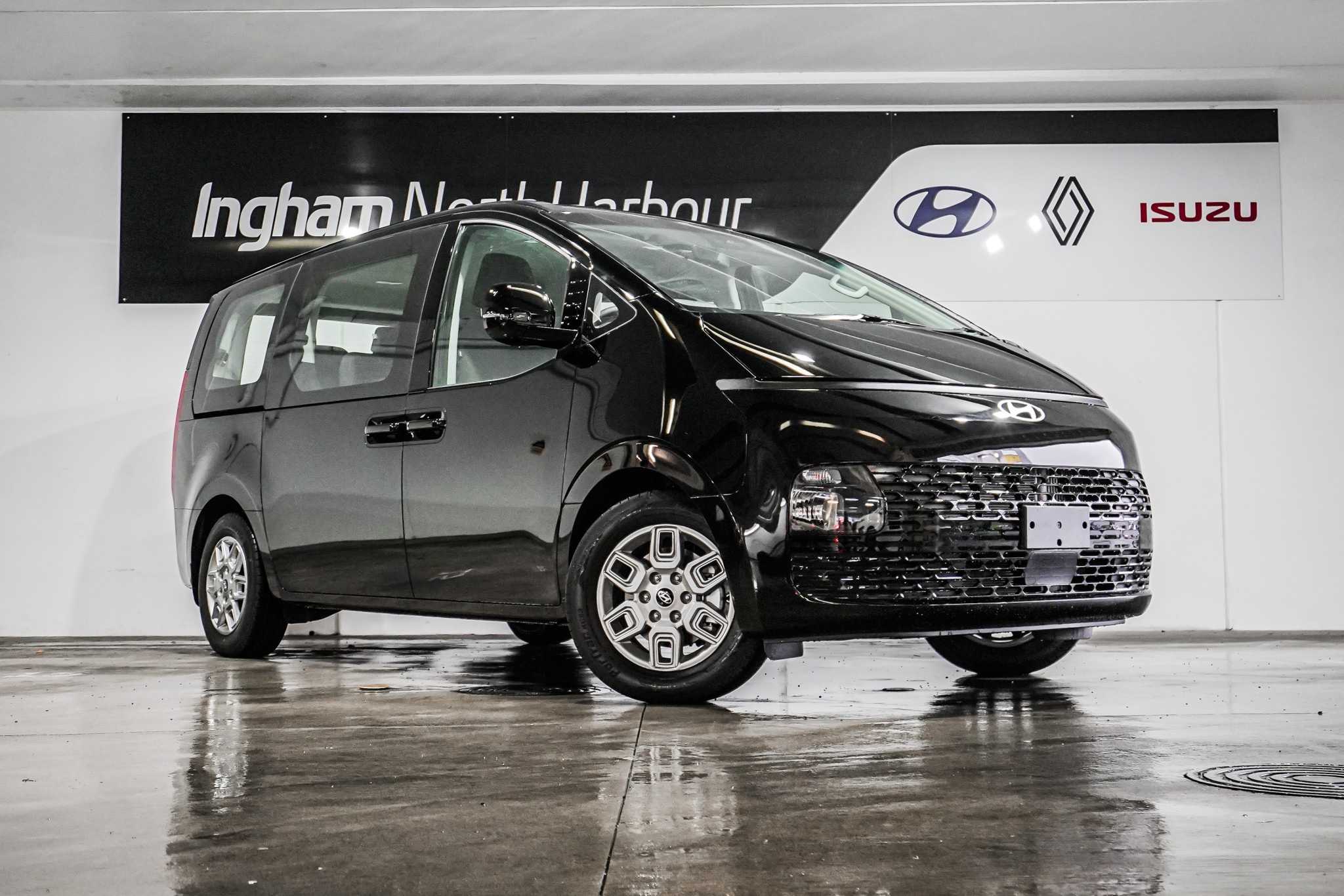Hyundai Staria 2025 | 2.2DT/8AT